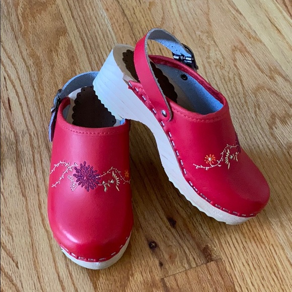 Hanna Andersson | Shoes | Hanna Andersson Girls Clogs Shoes | Poshmark